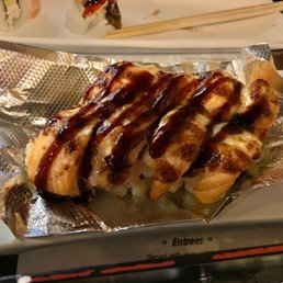 SUSHI RAKU - Updated July 2024 - 497 Photos & 409 Reviews - 1950 Market ...