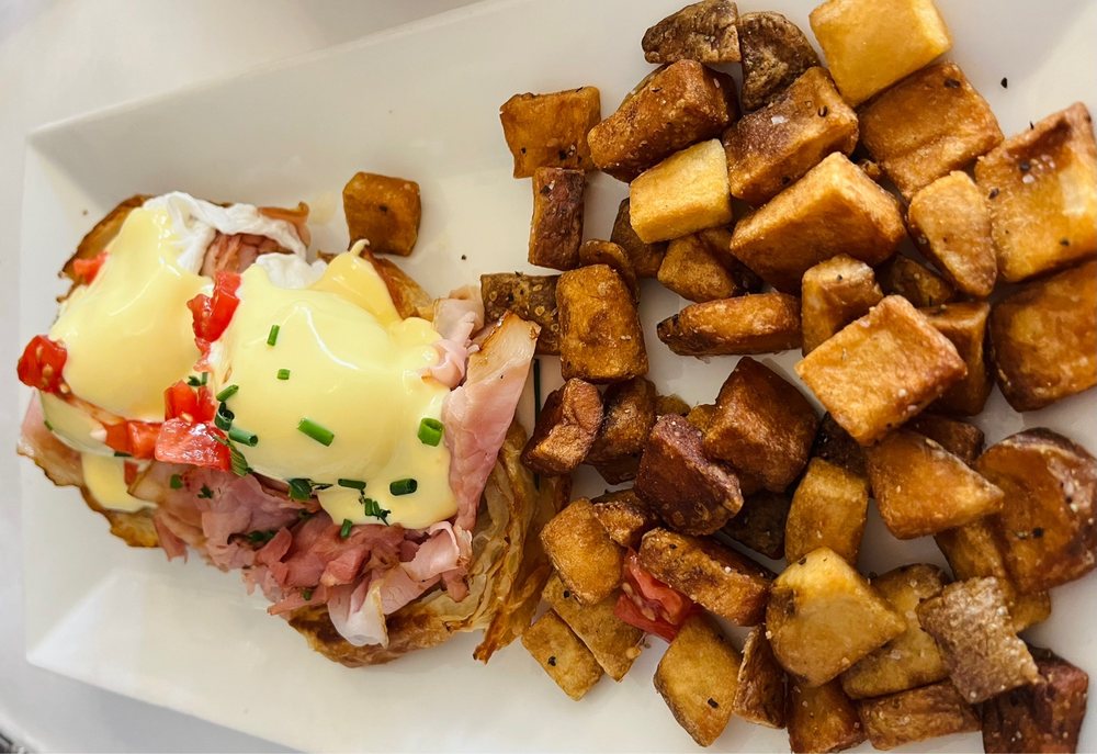 BISTRO 501 - Updated December 2025 - 237 Photos & 222 Reviews - 501 ...