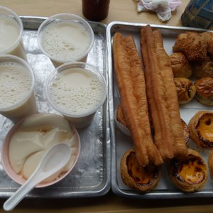 THE QUARTERS - Cafes - 16 Enggor St, Singapore, Singapore - Restaurant ...