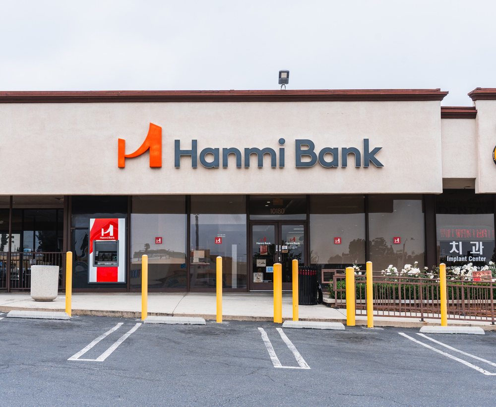 HANMI BANK - Updated July 2025 - 10180 Reseda Blvd, northridge ...