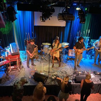 CLUB FOX - Updated October 2025 - 118 Photos & 60 Reviews - 2209 ...