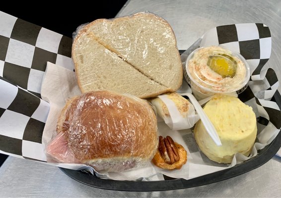 SALLY BELL’S KITCHEN - Updated January 2026 - 159 Photos & 178 Real ...