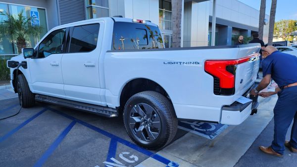 VILLA FORD OF ORANGE - Updated March 2025 - 234 Photos & 741 Reviews ...