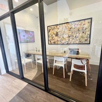 DELLA COFFEE - Updated July 2024 - 93 Photos & 23 Reviews - 1000 W Gray ...