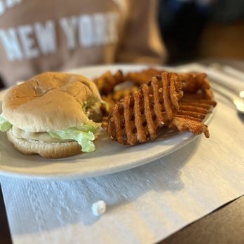 DEITSCH ECK - Updated December 2025 - 76 Photos & 71 Reviews - 87 Penn ...