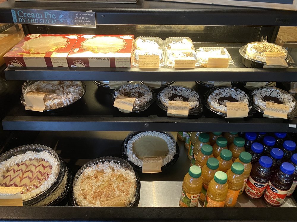 GRAND TRAVERSE PIE COMPANY - DOWNTOWN - Updated July 2025 - 121 Photos ...