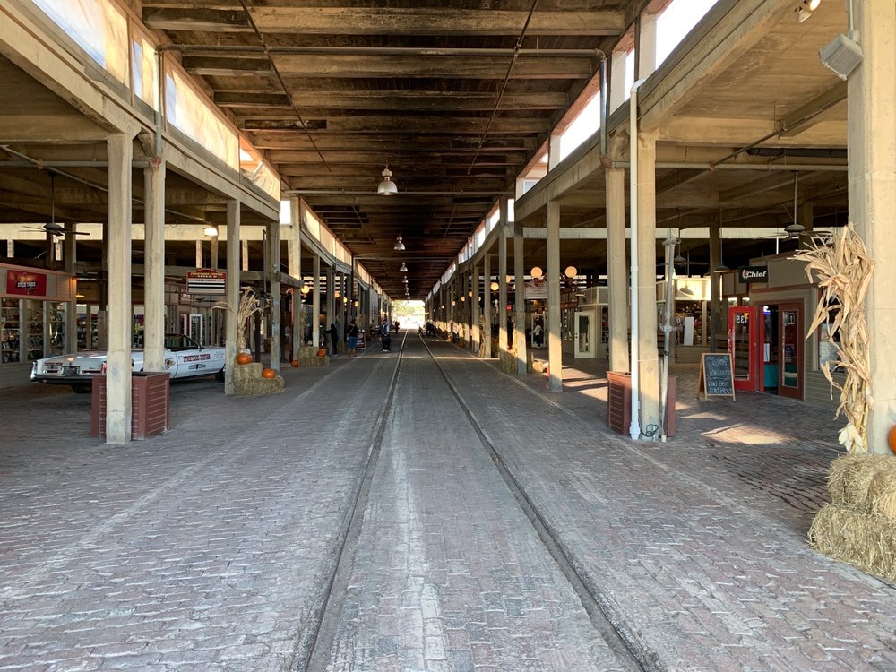 STOCKYARD SALOON - Updated October 2025 - 20 Photos & 23 Reviews - 2409 ...