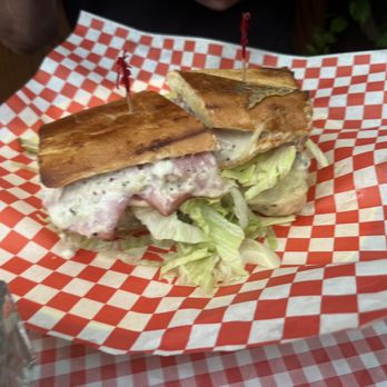 LOOSE CABOOSE CAFE - Updated December 2024 - 123 Photos & 275 Reviews ...