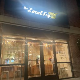 THE LOCAL FRY - Updated October 2025 - 721 Photos & 499 Reviews - 711 W ...