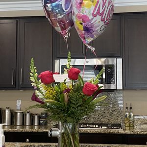 WES’ FLOWERS - Updated December 2025 - 163 Photos & 214 Reviews - 28007 ...