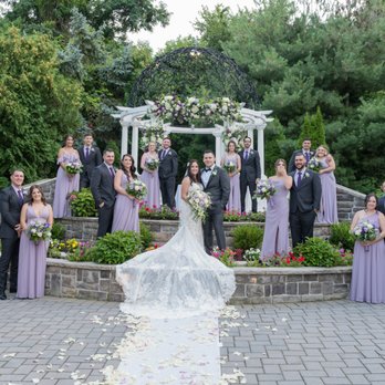 VALLEY REGENCY - Updated December 2025 - 117 Photos & 63 Reviews - 1129 ...