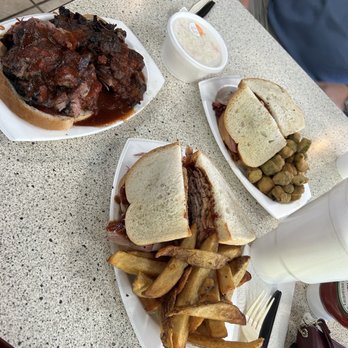 LC’S BAR-B-Q - 479 Photos & 742 Reviews - 5800 Blue Pkwy, Kansas City ...