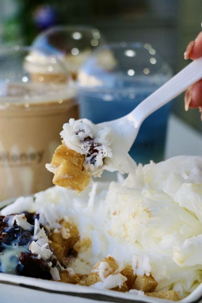 SNO HONEY - Updated July 2025 - 72 Photos & 17 Reviews - 2625 Old ...