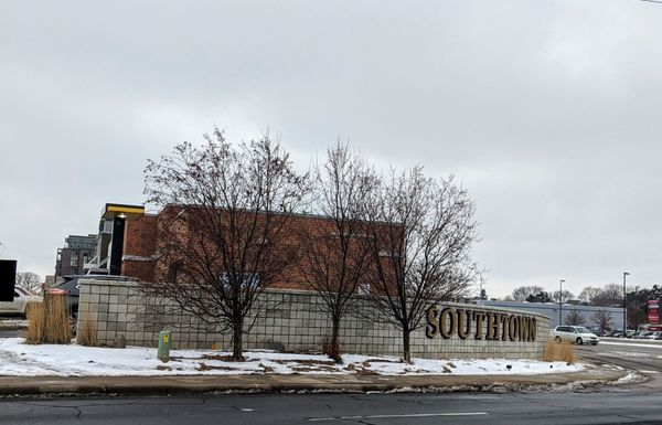 SOUTHTOWN CENTER - Updated January 2026 - 494 & Penn Ave St ...