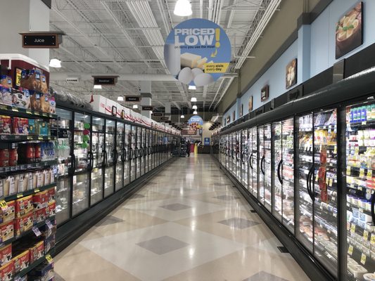 HARRIS TEETER - 185 Photos & 27 Reviews - Grocery - 1812 Sam Rittenberg ...