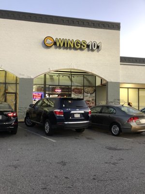 WINGS 101 - Updated September 2024 - 65 Photos & 102 Reviews - 4135 ...