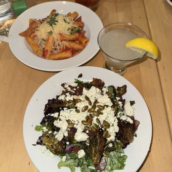 PERFECT PEAR BISTRO - Updated April 2025 - 694 Photos & 980 Reviews ...