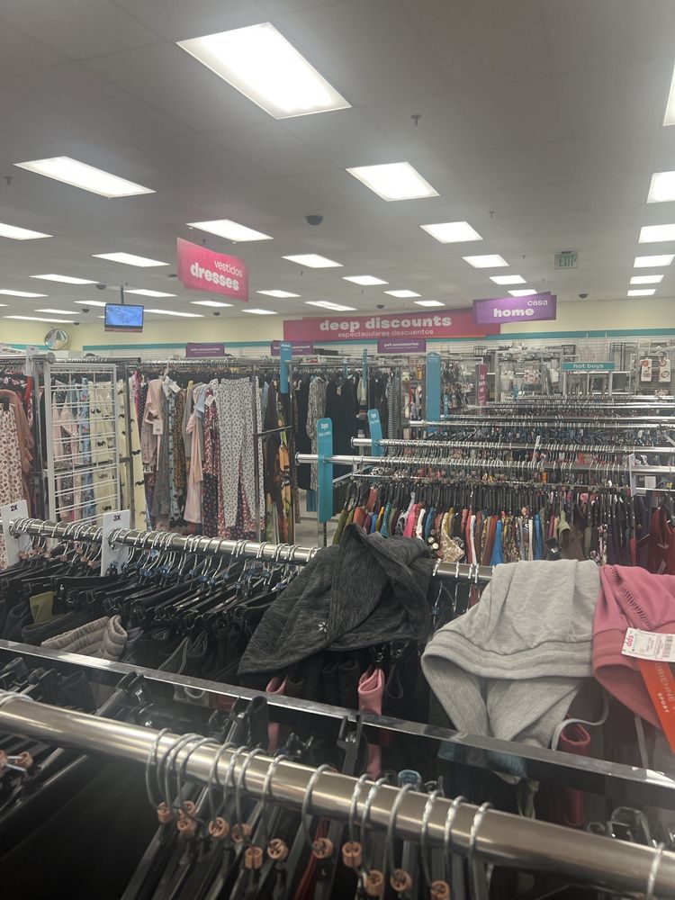 DD’S DISCOUNTS - Updated December 2025 - 22 Photos & 23 Reviews - 7200 ...