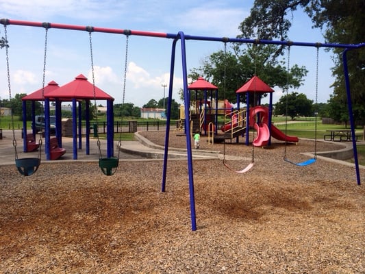 FONDE PARK - Updated January 2026 - 5500 Carrolton St, Houston, Texas ...