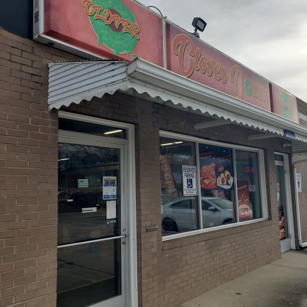 CLOVER DONUTS - 301 South Main St, Clover, SC - Yelp