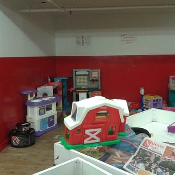 VILLAGE DISCOUNT OUTLET - Updated December 2025 - 14 Photos & 33 ...