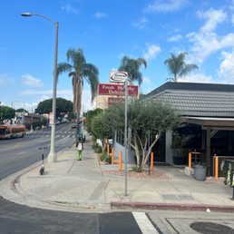 GUS’S DRIVE IN - Updated December 2025 - 530 Photos & 574 Reviews ...