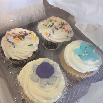 CARMEN’S BAKERY & DELI - 27 Reviews - 37 E Broad St, Hazleton ...