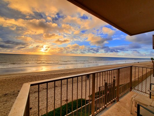 BEACHFRONT ONLY VACATION RENTALS - Updated December 2025 - 199 Photos ...
