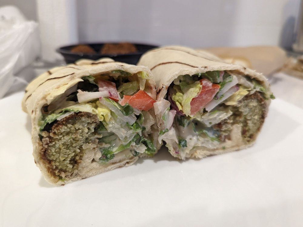 ZAYTUNE MEDITERRANEAN GRILL - Updated October 2025 - 256 Photos & 506 ...