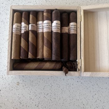 FUMAR CIGARS - Updated September 2025 - 54 Photos & 50 Reviews - 2010 W ...