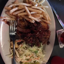 RIVERFRONT BARBEQUE & GRILLE - Updated July 2025 - 114 Photos & 183 ...