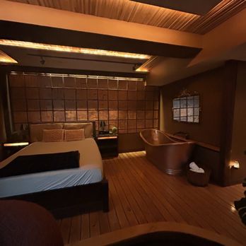 LITTLE RED DAY SPA - Updated December 2025 - 173 Photos & 236 Reviews ...