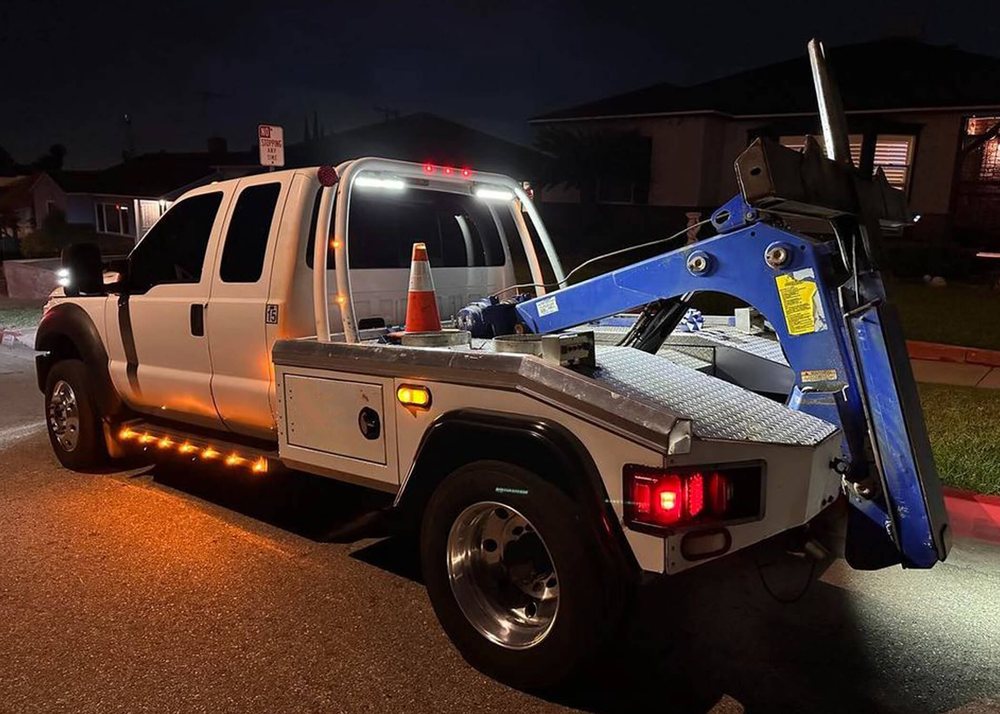 GENTLE SERVE TOWING CO. - Updated September 2024 - 6517 Van Nuys Blvd ...
