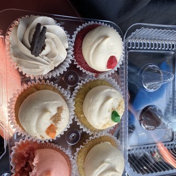 ENDULGE CUPCAKE BOUTIQUE - Updated July 2024 - 191 Photos & 236 Reviews ...