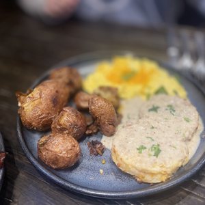 BASSO - Updated December 2025 - 932 Photos & 873 Reviews - 7036 Clayton ...