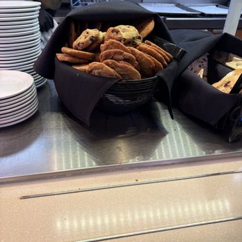 Q CUMBERS - Updated December 2025 - 163 Photos & 256 Reviews - 7465 ...