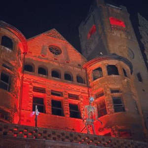 PRESTON CASTLE - 271 Photos & 105 Reviews - 900 Palm Dr, Ione ...