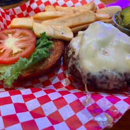 HAMBURGER FACTORY FAMILY RESTAURANT - Updated July 2025 - 736 Photos ...