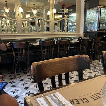 LE PETIT CLER - Updated April 2025 - 690 Photos & 436 Reviews - 29 rue ...