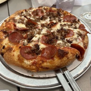 WAREHOUSE PIZZA - 328 Photos & 823 Reviews - 2340 D St, La Verne ...
