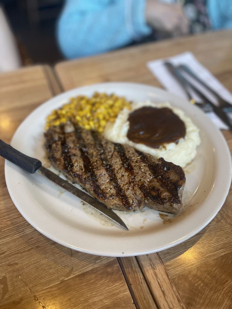 HUCKLEBERRY SQUARE - Updated May 2025 - 353 Photos & 518 Reviews ...