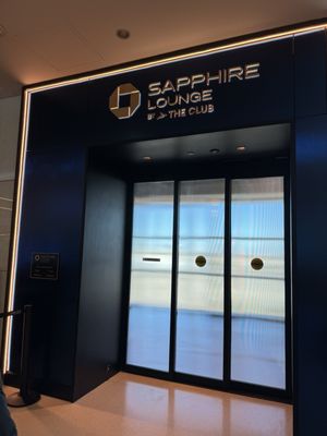 CHASE SAPPHIRE RESERVE LOUNGE - Updated June 2025 - 97 Photos & 25 ...