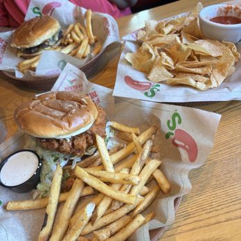 CHILI’S - Updated January 2026 - 202 Photos & 260 Reviews - 600 Hwy 95 ...
