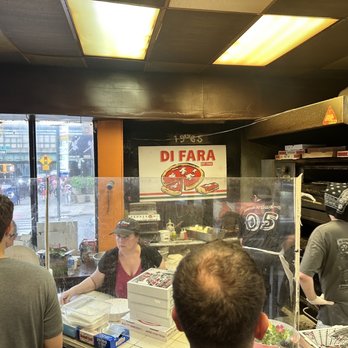 DI FARA PIZZA - Updated November 2024 - 2461 Photos & 4106 Reviews ...