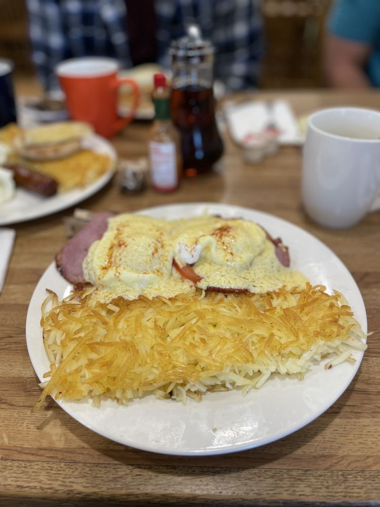 PORTSIDE CAFÉ - 29 Photos & 30 Reviews - 831 Oregon St, Port Orford ...