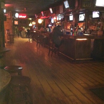 SIP & SAIL TAVERN - Updated December 2025 - 13 Photos & 14 Reviews - 80 ...