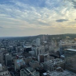 HIATUS RESTAURANT ET BAR - Updated January 2026 - 66 Photos & 10 ...