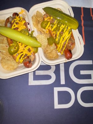 BIG CITY DOGZ - 20 Photos - Vista, California - Hot Dogs - Restaurant ...