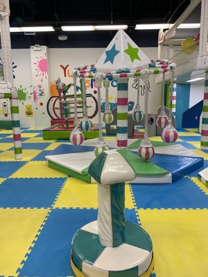 YU KIDS ISLAND - Updated June 2024 - 165 Photos & 121 Reviews - 5 Woodfield Mall, Schaumburg ...