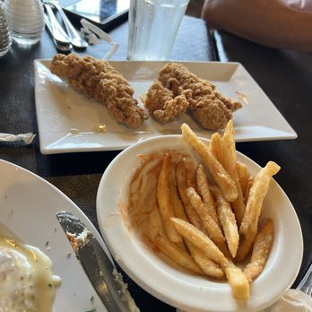 NANTUCKET GRILL - CHAPEL HILL - Updated July 2024 - 236 Photos & 298 ...